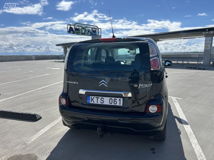 Melns Citroen c3-picasso 2009 Viļņa, ar dzinēja tilpumu 1.60 L un nobraukumu 330 tūkst. km par 1850 €, foto 6 vietnē AUTOMOTO.COM.LV