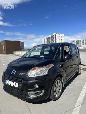 Melns Citroen c3-picasso 2009 Viļņa, ar dzinēja tilpumu 1.60 L un nobraukumu 330 tūkst. km par 1850 €, foto 9 vietnē AUTOMOTO.COM.LV