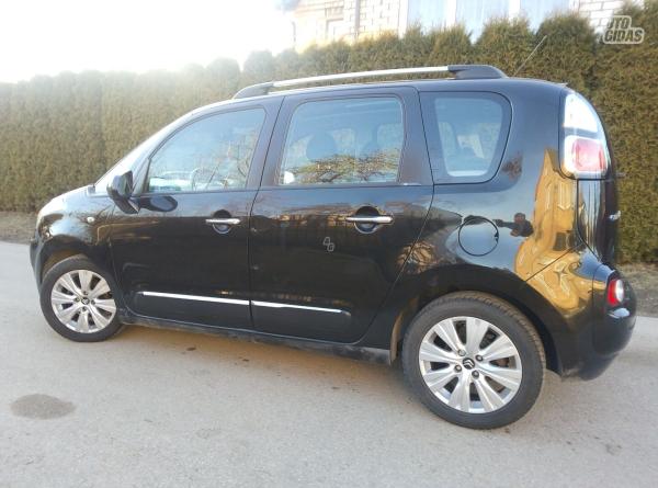 Black Citroen c3-picasso 2010 in Vilkaviskis, with an engine capacity of 1.60 L and mileage of 220 thousand km for 2150 €, photo 9 on AUTOMOTO.COM.LV