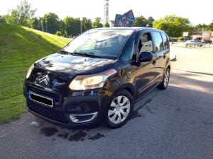 Black Citroen c3-picasso 2010 in Vilkaviskis, with an engine capacity of 1.60 L and mileage of 300 thousand km for 2250 €, photo 5 on AUTOMOTO.COM.LV