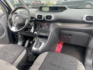 Black Citroen c3-picasso 2017 in Tallinn, with an engine capacity of 1.60 L and mileage of 186 thousand km for 6600 €, photo 9 on AUTOMOTO.COM.LV
