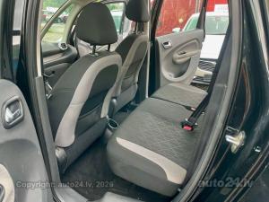Black Citroen c3-picasso 2017 in Tallinn, with an engine capacity of 1.60 L and mileage of 186 thousand km for 6600 €, photo 11 on AUTOMOTO.COM.LV