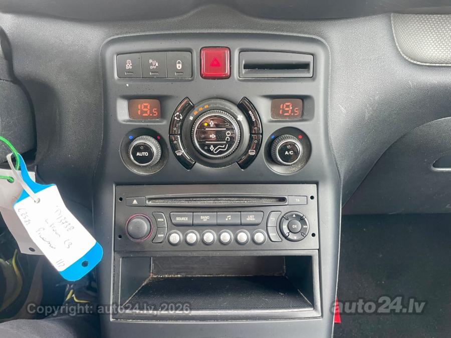 Black Citroen c3-picasso 2017 in Tallinn, with an engine capacity of 1.60 L and mileage of 186 thousand km for 6600 €, photo 13 on AUTOMOTO.COM.LV