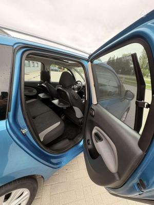 Zils Citroen c3-picasso 2014 Kretinga, ar dzinēja tilpumu 1.56 L un nobraukumu 195 tūkst. km par 3500 €, foto 9 vietnē AUTOMOTO.COM.LV