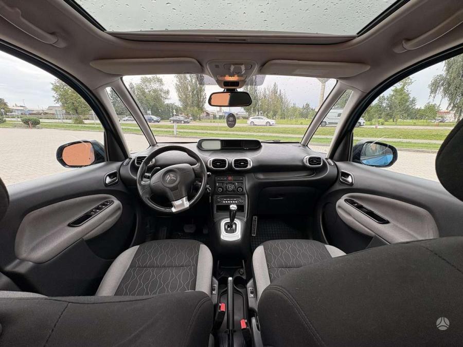 Zils Citroen c3-picasso 2014 Kretinga, ar dzinēja tilpumu 1.56 L un nobraukumu 195 tūkst. km par 3500 €, foto 12 vietnē AUTOMOTO.COM.LV