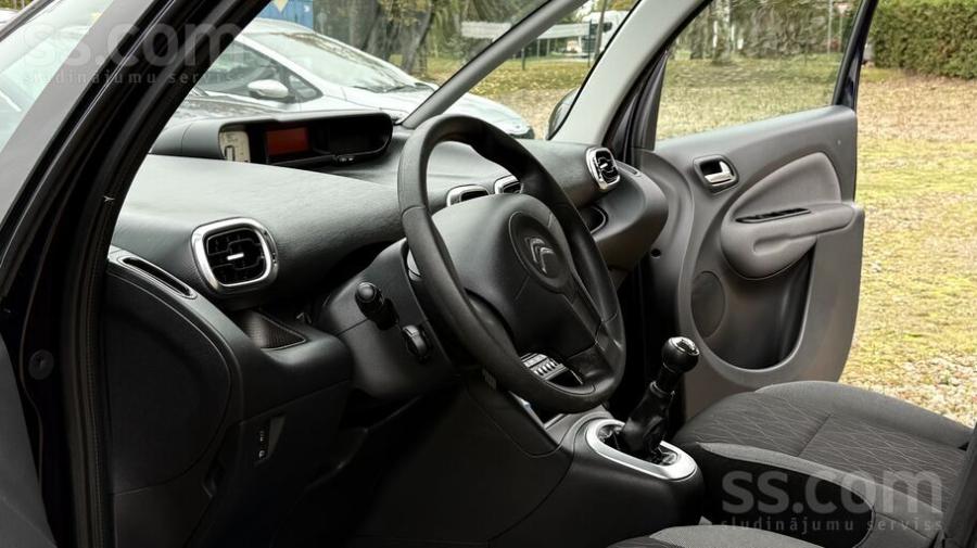 Zils Citroen c3-picasso 2014 Jelgava, ar dzinēja tilpumu 1.40 L un nobraukumu 104 tūkst. km par 4590 €, foto 8 vietnē AUTOMOTO.COM.LV