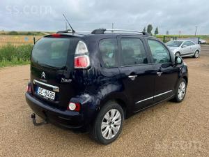 Blue Citroen c3-picasso 2015 in Jekabpils, with an engine capacity of 1.20 L and mileage of 0 thousand km for 3950 €, photo 5 on AUTOMOTO.COM.LV