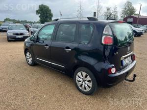 Blue Citroen c3-picasso 2015 in Jekabpils, with an engine capacity of 1.20 L and mileage of 0 thousand km for 3950 €, photo 6 on AUTOMOTO.COM.LV