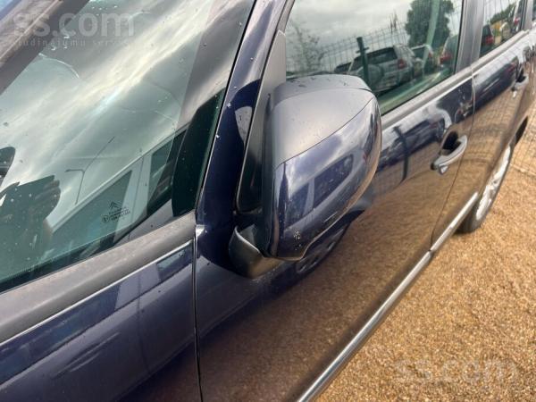 Blue Citroen c3-picasso 2015 in Jekabpils, with an engine capacity of 1.20 L and mileage of 0 thousand km for 3950 €, photo 9 on AUTOMOTO.COM.LV