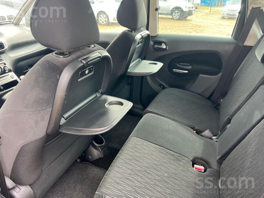 Blue Citroen c3-picasso 2015 in Jekabpils, with an engine capacity of 1.20 L and mileage of 0 thousand km for 3950 €, photo 16 on AUTOMOTO.COM.LV