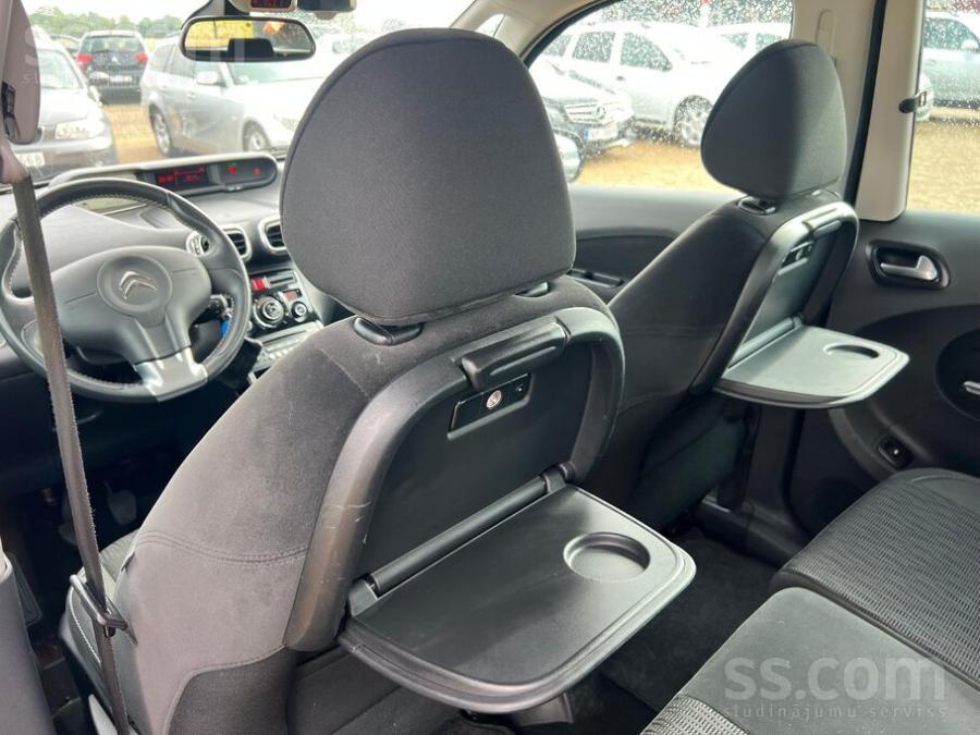 Blue Citroen c3-picasso 2015 in Jekabpils, with an engine capacity of 1.20 L and mileage of 0 thousand km for 3950 €, photo 17 on AUTOMOTO.COM.LV