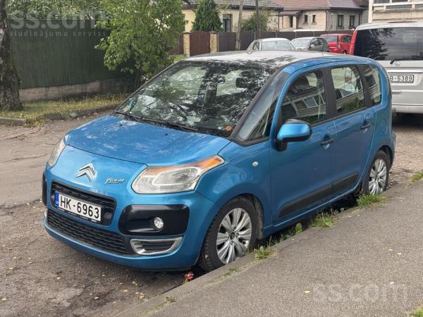 Zils Citroen c3-picasso 2010 Rīga, ar dzinēja tilpumu 1.40 L un nobraukumu 265 tūkst. km par 600 €, foto 2 vietnē AUTOMOTO.COM.LV