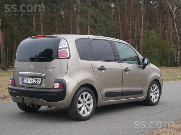 Brūns Citroen c3-picasso 2009 Rīga, ar dzinēja tilpumu 1.60 L un nobraukumu 269 tūkst. km par 1990 €, foto 8 vietnē AUTOMOTO.COM.LV