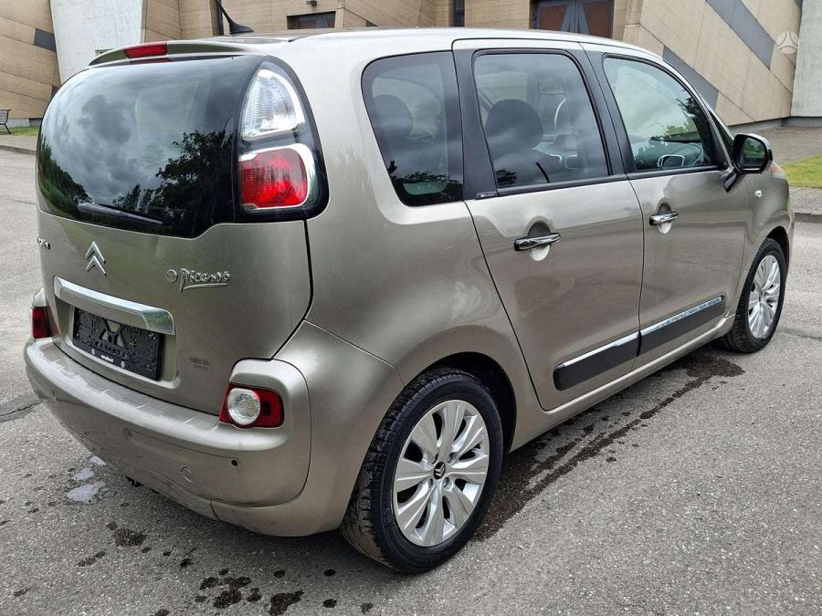 Brūns Citroen c3-picasso 2009 Ukmergė, ar dzinēja tilpumu 1.60 L un nobraukumu 150 tūkst. km par 2950 €, foto 4 vietnē AUTOMOTO.COM.LV