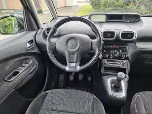 Brūns Citroen c3-picasso 2009 Ukmergė, ar dzinēja tilpumu 1.60 L un nobraukumu 150 tūkst. km par 2950 €, foto 7 vietnē AUTOMOTO.COM.LV