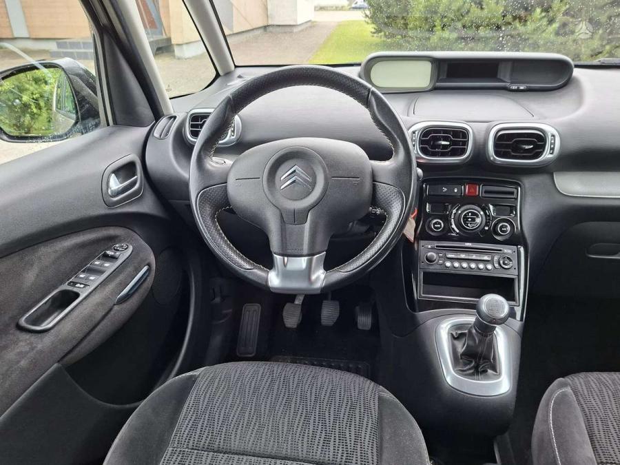 Brūns Citroen c3-picasso 2009 Ukmergė, ar dzinēja tilpumu 1.60 L un nobraukumu 150 tūkst. km par 2950 €, foto 7 vietnē AUTOMOTO.COM.LV