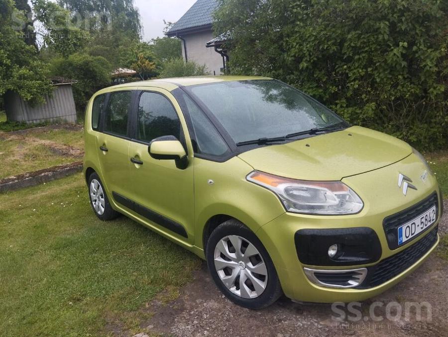Zaļš Citroen c3-picasso 2009 Jelgava, ar dzinēja tilpumu 1.60 L un nobraukumu 205 tūkst. km par 3250 €, foto 4 vietnē AUTOMOTO.COM.LV