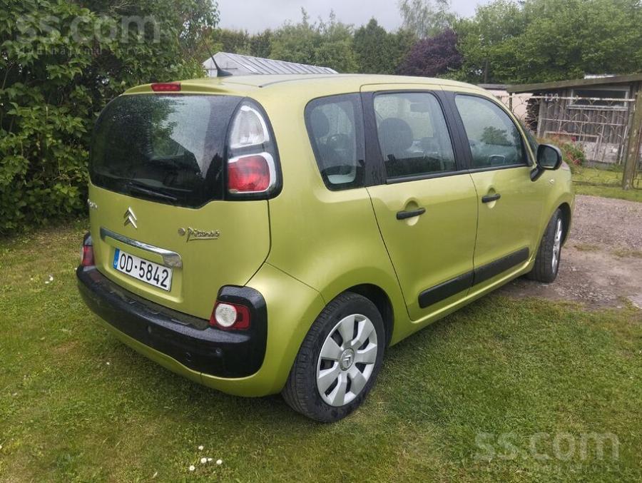Zaļš Citroen c3-picasso 2009 Jelgava, ar dzinēja tilpumu 1.60 L un nobraukumu 205 tūkst. km par 3250 €, foto 5 vietnē AUTOMOTO.COM.LV