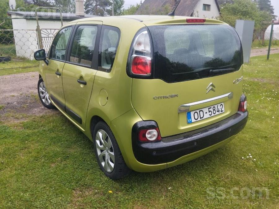 Zaļš Citroen c3-picasso 2009 Jelgava, ar dzinēja tilpumu 1.60 L un nobraukumu 205 tūkst. km par 3250 €, foto 6 vietnē AUTOMOTO.COM.LV