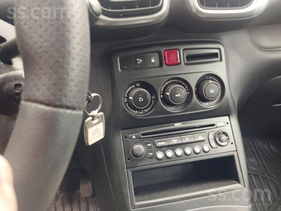 Zaļš Citroen c3-picasso 2009 Jelgava, ar dzinēja tilpumu 1.60 L un nobraukumu 205 tūkst. km par 3250 €, foto 9 vietnē AUTOMOTO.COM.LV