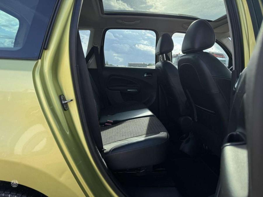 Zaļš Citroen c3-picasso 2010 Šauļi, ar dzinēja tilpumu 1.56 L un nobraukumu 290 tūkst. km par 2600 €, foto 19 vietnē AUTOMOTO.COM.LV