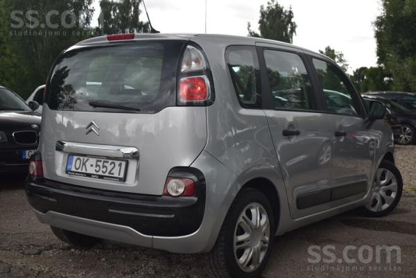 Pelēks Citroen c3-picasso 2010 Kuldīga, ar dzinēja tilpumu 1.60 L un nobraukumu 0 tūkst. km par 3990 €, foto 2 vietnē AUTOMOTO.COM.LV