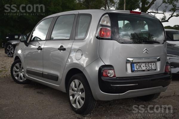 Pelēks Citroen c3-picasso 2010 Kuldīga, ar dzinēja tilpumu 1.60 L un nobraukumu 0 tūkst. km par 3990 €, foto 3 vietnē AUTOMOTO.COM.LV