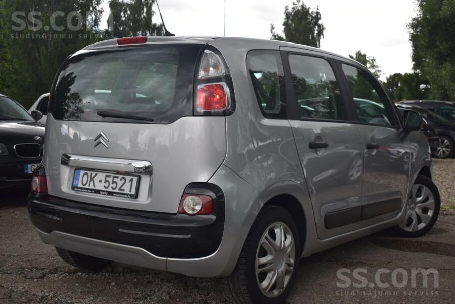 Pelēks Citroen c3-picasso 2010 Kuldīga, ar dzinēja tilpumu 1.60 L un nobraukumu 0 tūkst. km par 3990 €, foto 3 vietnē AUTOMOTO.COM.LV