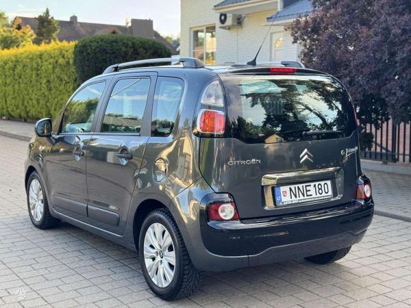 Pelēks Citroen c3-picasso 2012 Viļņa, ar dzinēja tilpumu 1.56 L un nobraukumu 274 tūkst. km par 3150 €, foto 5 vietnē AUTOMOTO.COM.LV