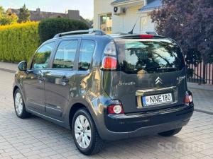 Grey Citroen c3-picasso 2012 in Riga, with an engine capacity of 1.60 L and mileage of 273 thousand km for 3700 €, photo 7 on AUTOMOTO.COM.LV
