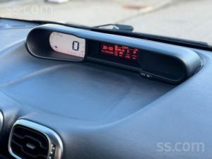 Grey Citroen c3-picasso 2012 in Riga, with an engine capacity of 1.60 L and mileage of 273 thousand km for 3700 €, photo 19 on AUTOMOTO.COM.LV