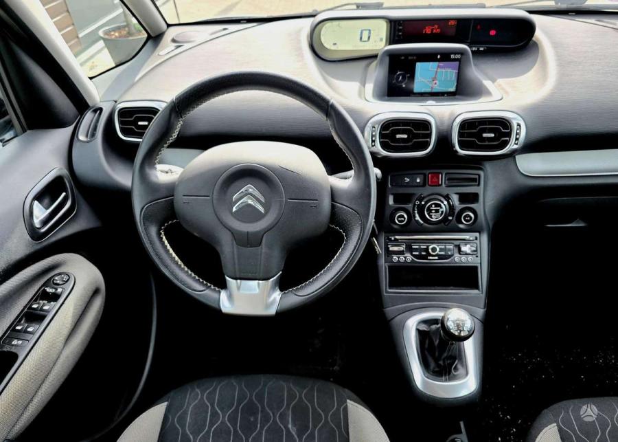 Pelēks Citroen c3-picasso 2013 Tauragė, ar dzinēja tilpumu 1.40 L un nobraukumu 106 tūkst. km par 3950 €, foto 15 vietnē AUTOMOTO.COM.LV
