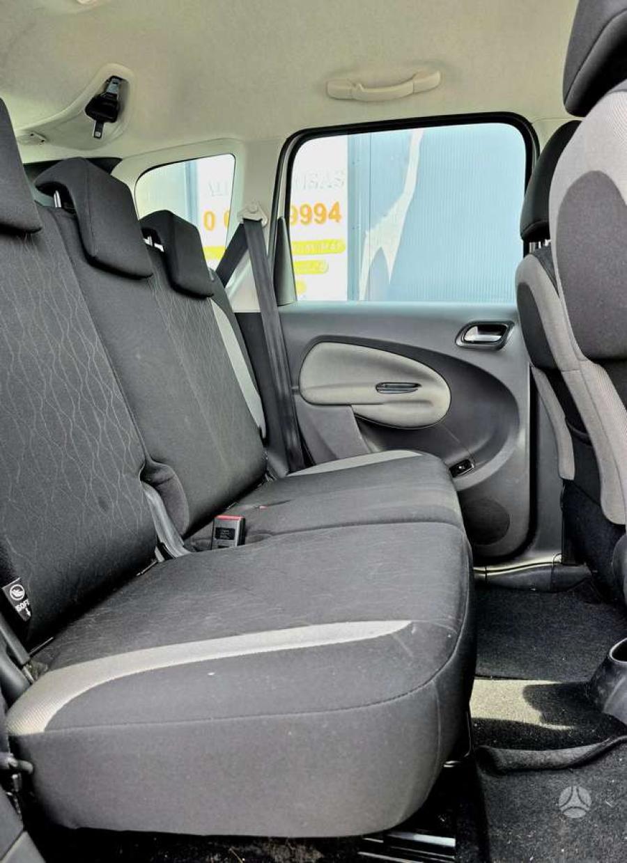 Pelēks Citroen c3-picasso 2013 Tauragė, ar dzinēja tilpumu 1.40 L un nobraukumu 106 tūkst. km par 3950 €, foto 25 vietnē AUTOMOTO.COM.LV