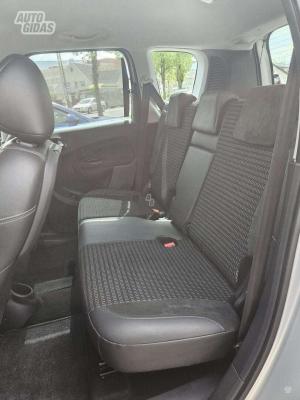 Pelēks Citroen c3-picasso 2016 Šauļi, ar dzinēja tilpumu 1.20 L un nobraukumu 72 tūkst. km par 5450 €, foto 16 vietnē AUTOMOTO.COM.LV