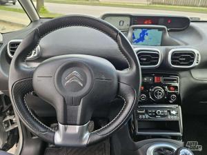 Pelēks Citroen c3-picasso 2016 Šauļi, ar dzinēja tilpumu 1.20 L un nobraukumu 72 tūkst. km par 5450 €, foto 17 vietnē AUTOMOTO.COM.LV