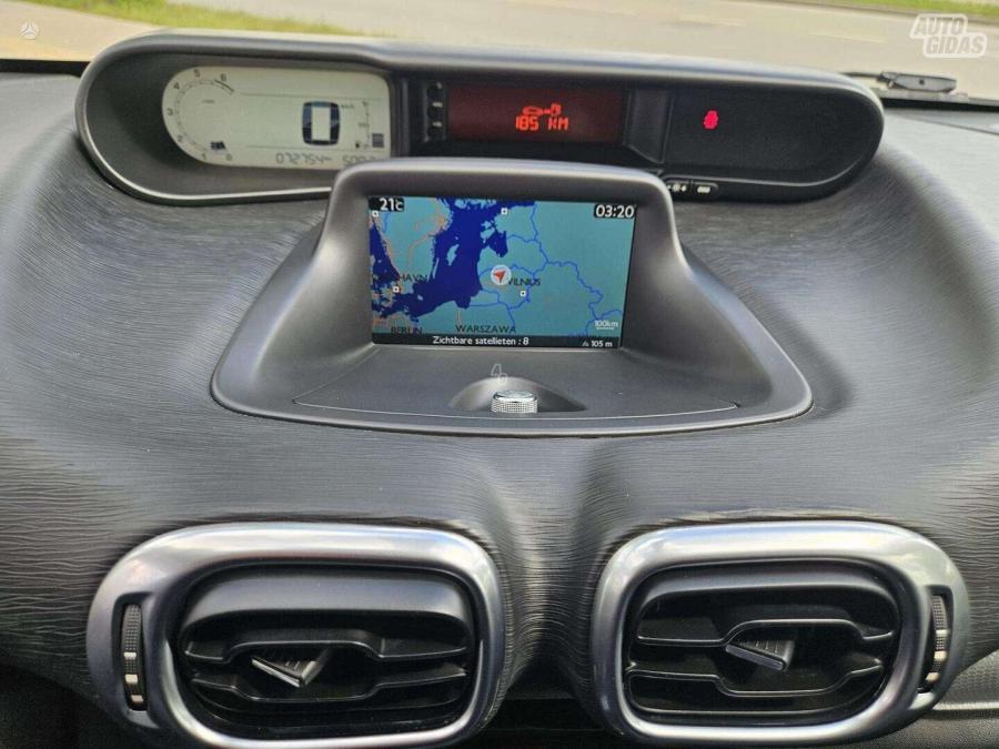 Pelēks Citroen c3-picasso 2016 Šauļi, ar dzinēja tilpumu 1.20 L un nobraukumu 72 tūkst. km par 5450 €, foto 20 vietnē AUTOMOTO.COM.LV