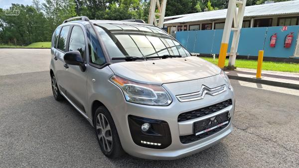 Grey Citroen c3-picasso 2016 in Utena, with an engine capacity of 1.60 L and mileage of 164 thousand km for 3600 €, photo 3 on AUTOMOTO.COM.LV