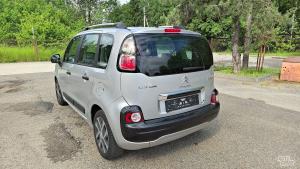 Grey Citroen c3-picasso 2016 in Utena, with an engine capacity of 1.60 L and mileage of 164 thousand km for 3600 €, photo 8 on AUTOMOTO.COM.LV