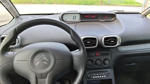 Grey Citroen c3-picasso 2016 in Utena, with an engine capacity of 1.60 L and mileage of 164 thousand km for 3600 €, photo 12 on AUTOMOTO.COM.LV