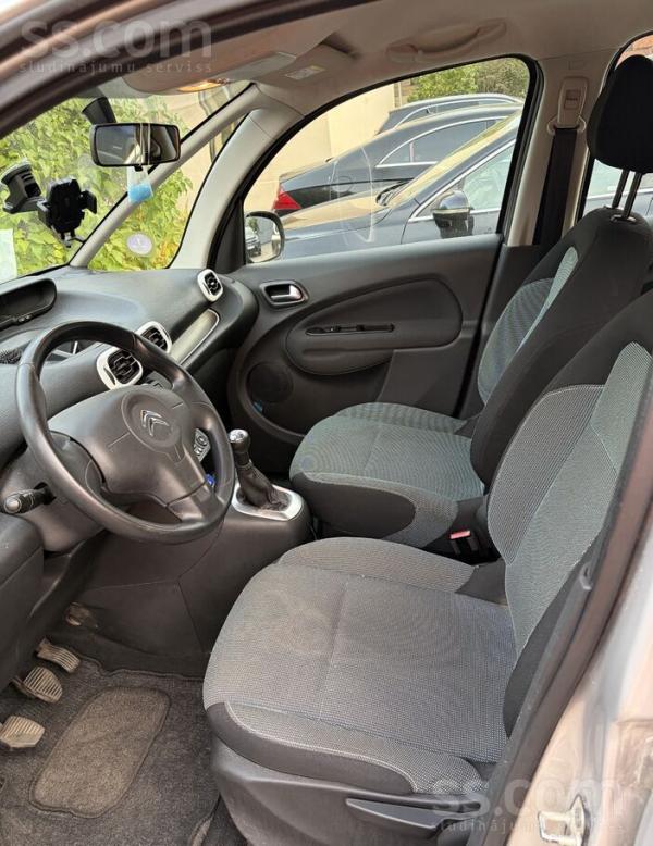 Pelēks Citroen c3-picasso 2016 Rīga, ar dzinēja tilpumu 1.20 L un nobraukumu 133 tūkst. km par 4500 €, foto 8 vietnē AUTOMOTO.COM.LV