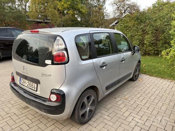 Pelēks Citroen c3-picasso 2016 Rīga, ar dzinēja tilpumu 1.20 L un nobraukumu 133 tūkst. km par 4500 €, foto 9 vietnē AUTOMOTO.COM.LV