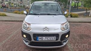 Grey Citroen c3-picasso 2011 in Daugavpils, with an engine capacity of 1.60 L and mileage of 216 thousand km for 3350 €, photo 3 on AUTOMOTO.COM.LV