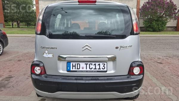 Grey Citroen c3-picasso 2011 in Daugavpils, with an engine capacity of 1.60 L and mileage of 216 thousand km for 3350 €, photo 9 on AUTOMOTO.COM.LV