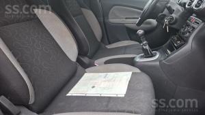 Grey Citroen c3-picasso 2011 in Daugavpils, with an engine capacity of 1.60 L and mileage of 216 thousand km for 3350 €, photo 17 on AUTOMOTO.COM.LV