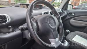 Grey Citroen c3-picasso 2011 in Daugavpils, with an engine capacity of 1.60 L and mileage of 216 thousand km for 3350 €, photo 18 on AUTOMOTO.COM.LV