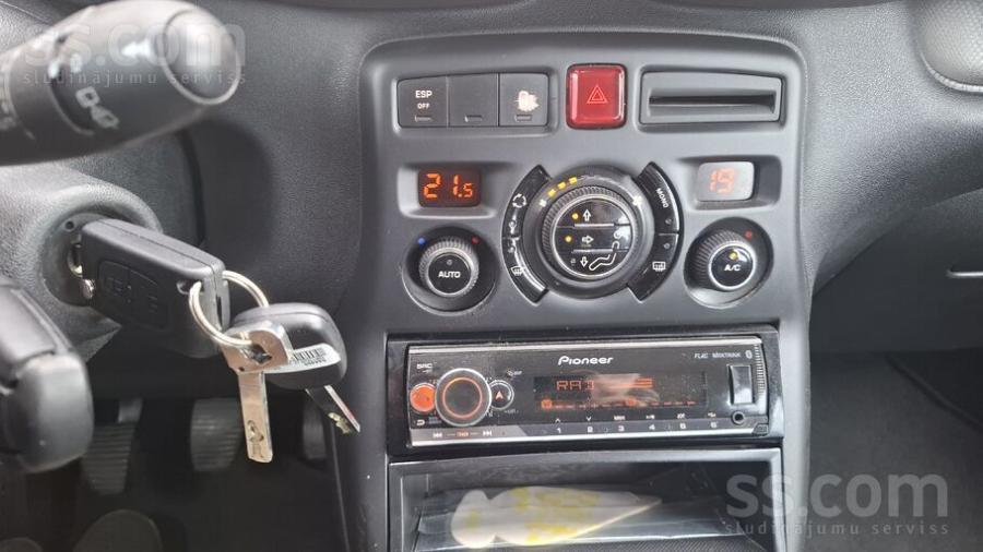 Grey Citroen c3-picasso 2011 in Daugavpils, with an engine capacity of 1.60 L and mileage of 216 thousand km for 3350 €, photo 27 on AUTOMOTO.COM.LV