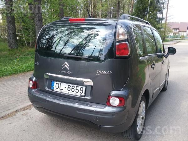 Grey Citroen c3-picasso 2014 in Riga, with an engine capacity of 1.60 L and mileage of 247 thousand km for 3600 €, photo 4 on AUTOMOTO.COM.LV
