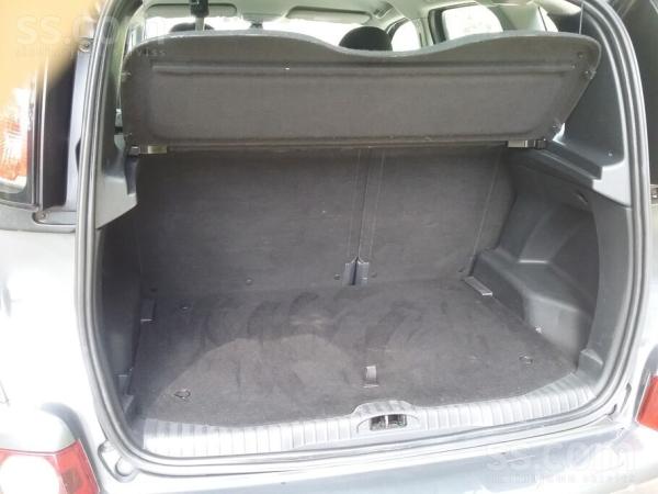 Grey Citroen c3-picasso 2014 in Riga, with an engine capacity of 1.60 L and mileage of 247 thousand km for 3600 €, photo 6 on AUTOMOTO.COM.LV