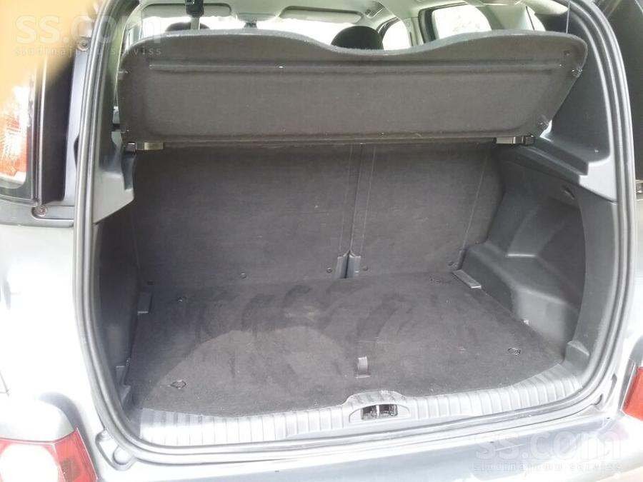 Pelēks Citroen c3-picasso 2014 Rīga, ar dzinēja tilpumu 1.60 L un nobraukumu 247 tūkst. km par 3600 €, foto 7 vietnē AUTOMOTO.COM.LV