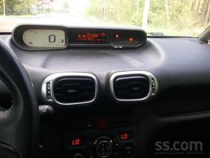 Pelēks Citroen c3-picasso 2014 Rīga, ar dzinēja tilpumu 1.60 L un nobraukumu 247 tūkst. km par 3600 €, foto 9 vietnē AUTOMOTO.COM.LV